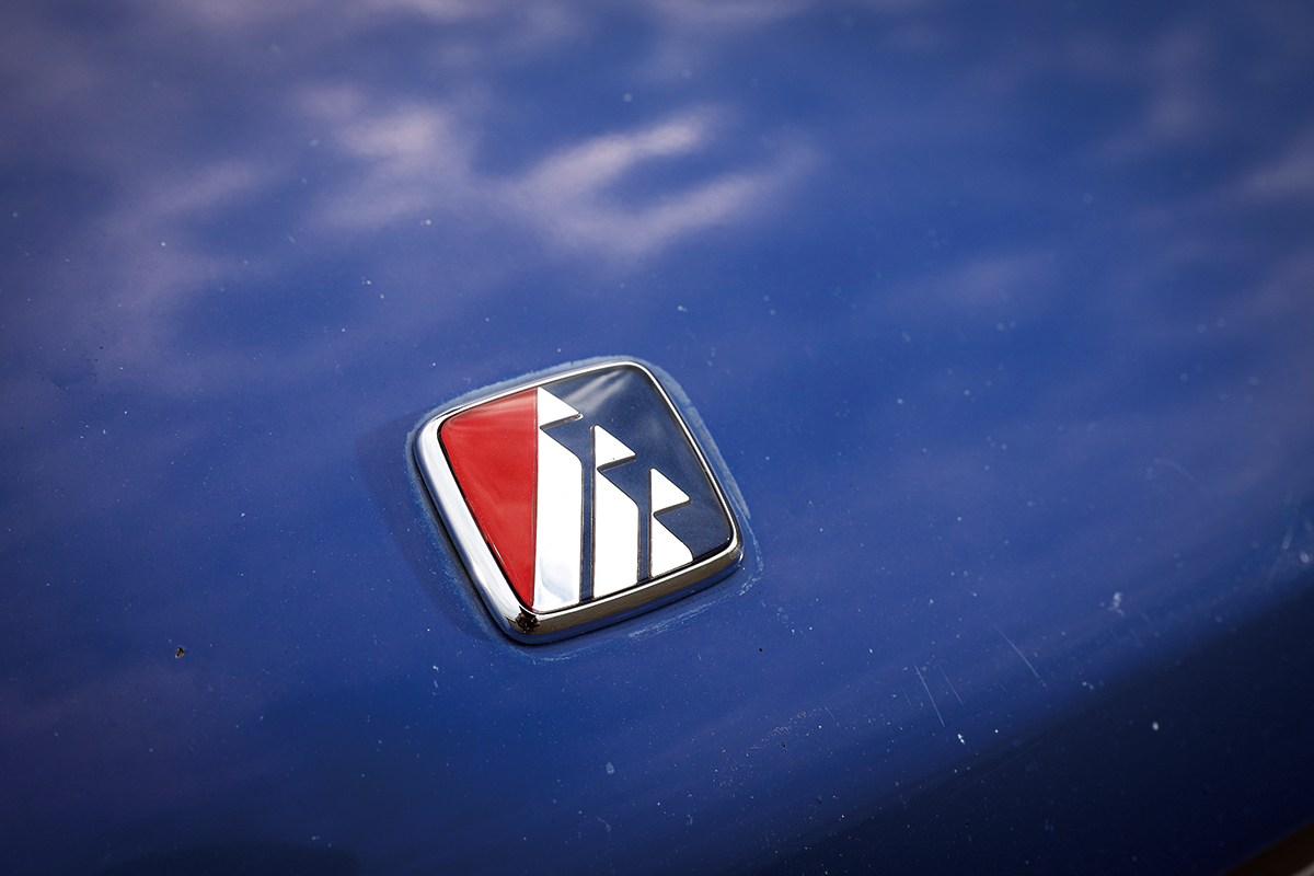 究極のハンドリングマシンAZ-1！ AW11に代わる涼子の愛車｜漫画「クロスオーバーレブ！」を支える名車達 オートザム AZ-1 Vol.2 ...