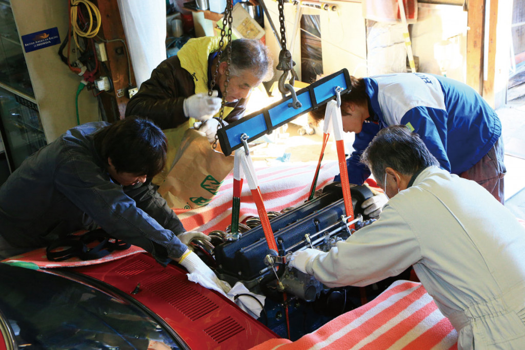 【元祖TC24搭載編02】なんとか元祖TC24の積み込み完了!! エンジンは一筋縄ではいかなくて｜新車同様のマシンに最強の心臓を｜ノブちゃん ...