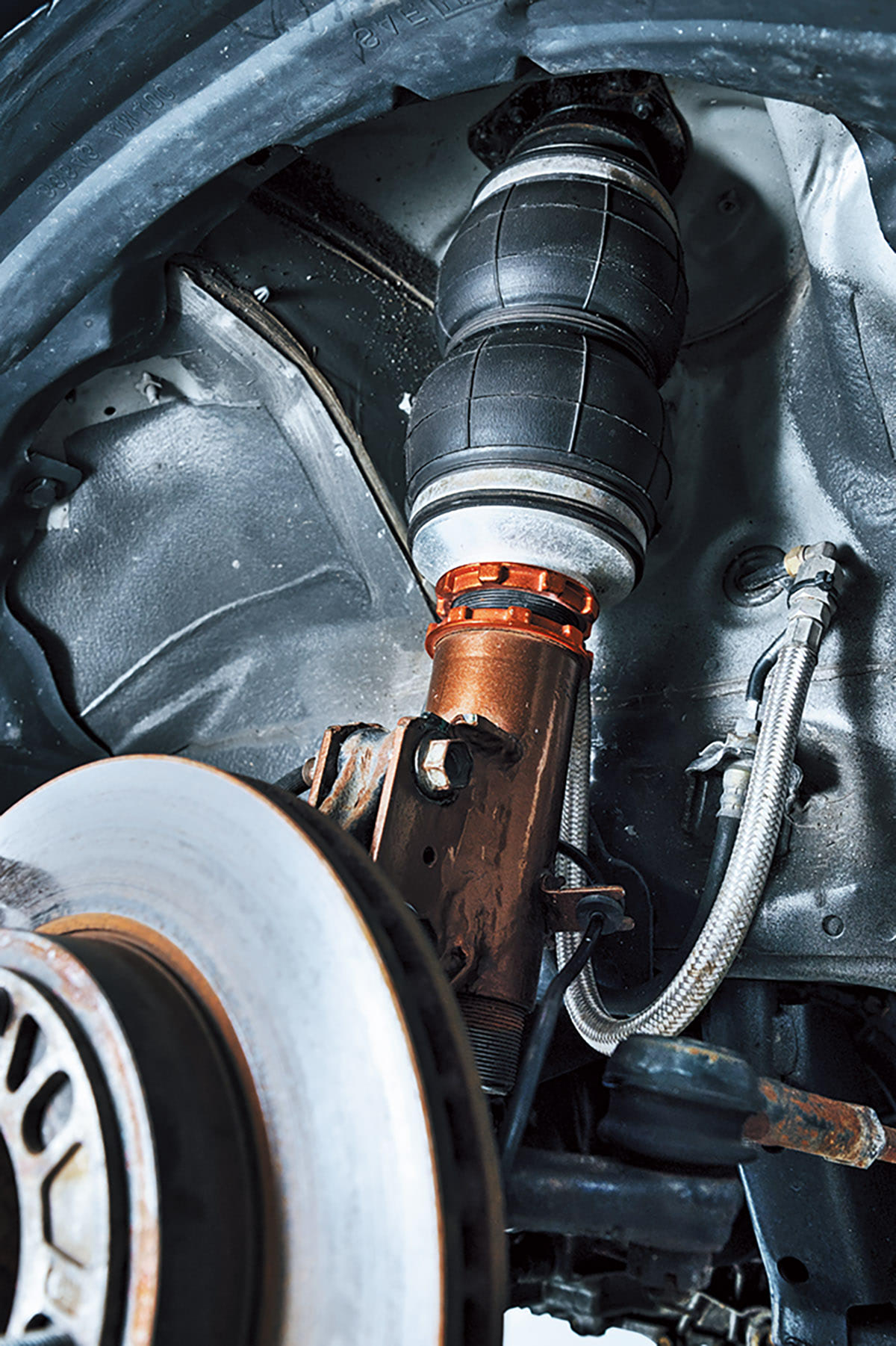 【仮想USDM!?】日本専売モデルのB15サニーの仮想エクスポートモデル！ 大柄なバンパーメイクやシャコタンフォルムで純和風の小市民セダン臭を払拭するサニー | カスタムCAR [カスタムカー ...