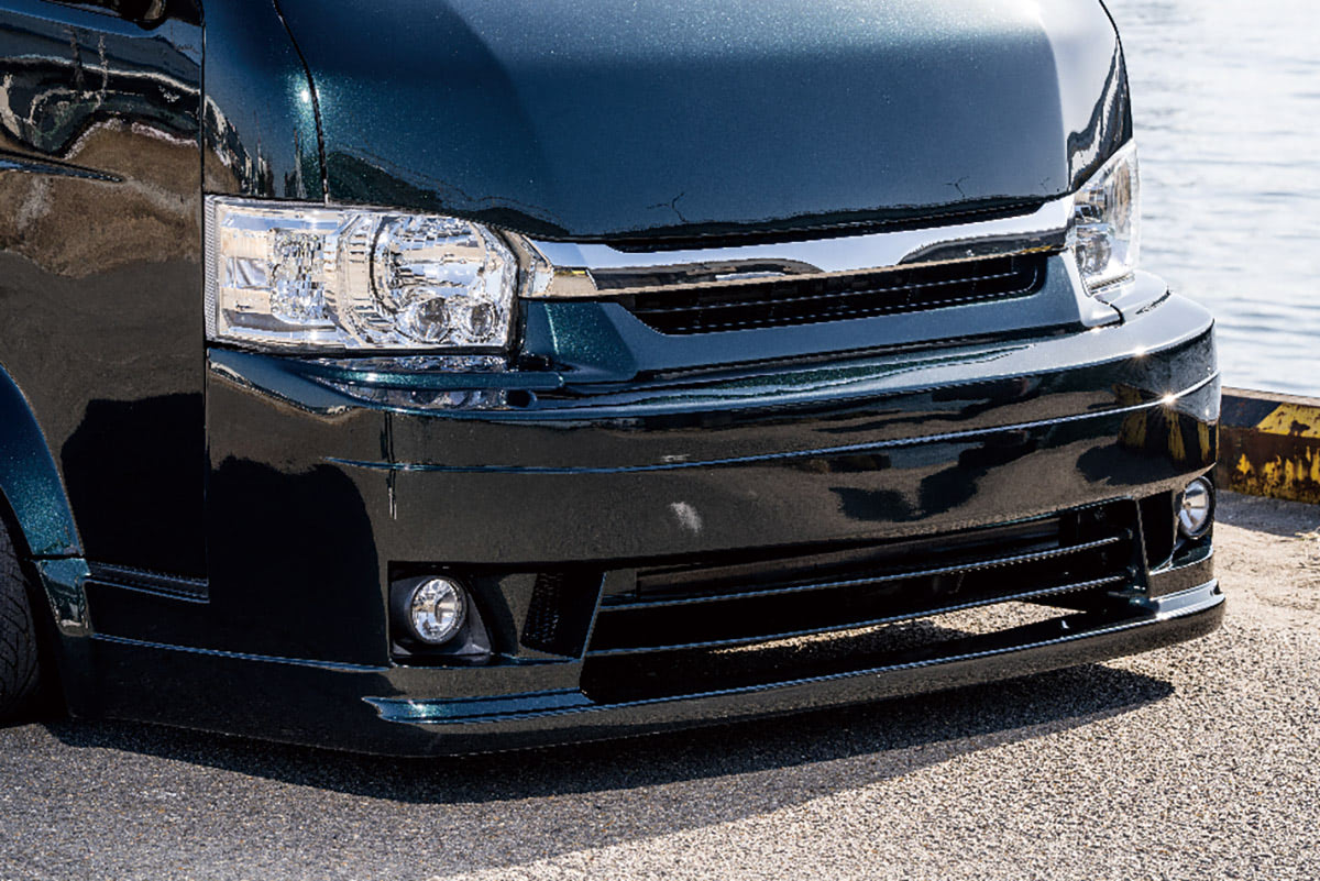 【10Jのデイトナをガブ飲み!!】あえての小径15インチで理想のトータルバランスをキープ！ 平成初期のVIP CARエッセンスを投入した200系ハイエース | カスタムCAR [カスタムカー ...