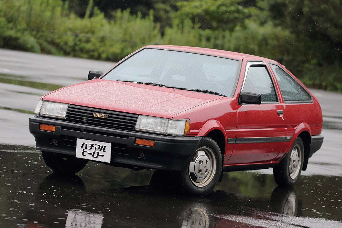 AE86完全攻略シリーズ5｜ハチゴー｜車両重量は800kg台後半！ ベーシックモデルと侮るなかれ、軽快な走りはハチロクゆずり｜ 1983年式 トヨタ カローラレビン 3ドア 1500 SR ...