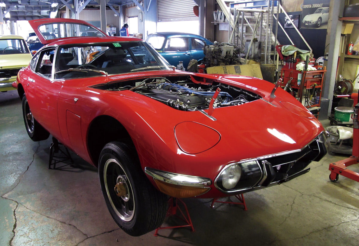 トヨタ2000GT、エンジンまで水没したその内部 | NostalgicHero [ノスタルジックヒーロー] | 日本の旧車Webマガジン｜NOSWEB