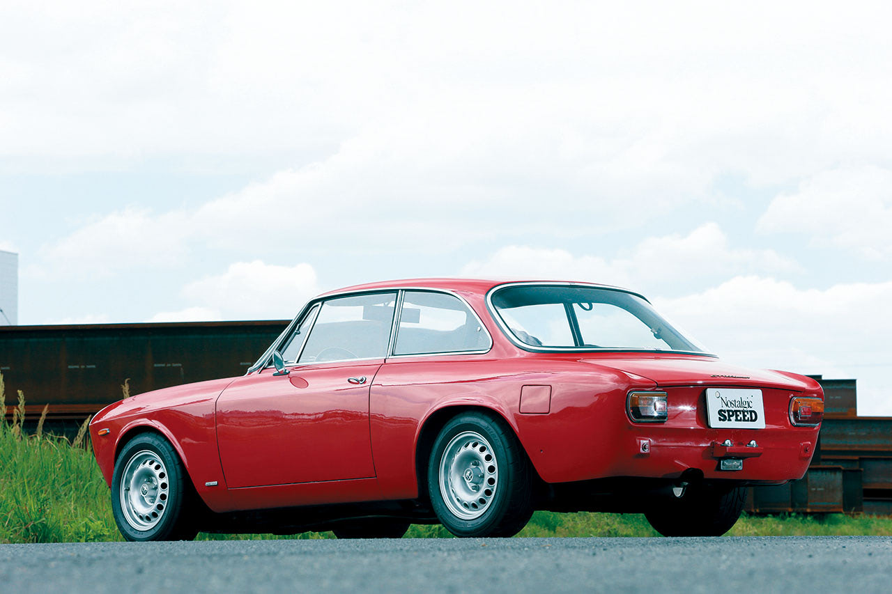 GT1300ジュニア【5】最愛の「ジュリ子」をもっと魅力的に。アルファロメオの魔力に取りつかれたオーナーの次なる夢｜1969年式 アルファロメオ・ジュリアGT1300ジュニア ...