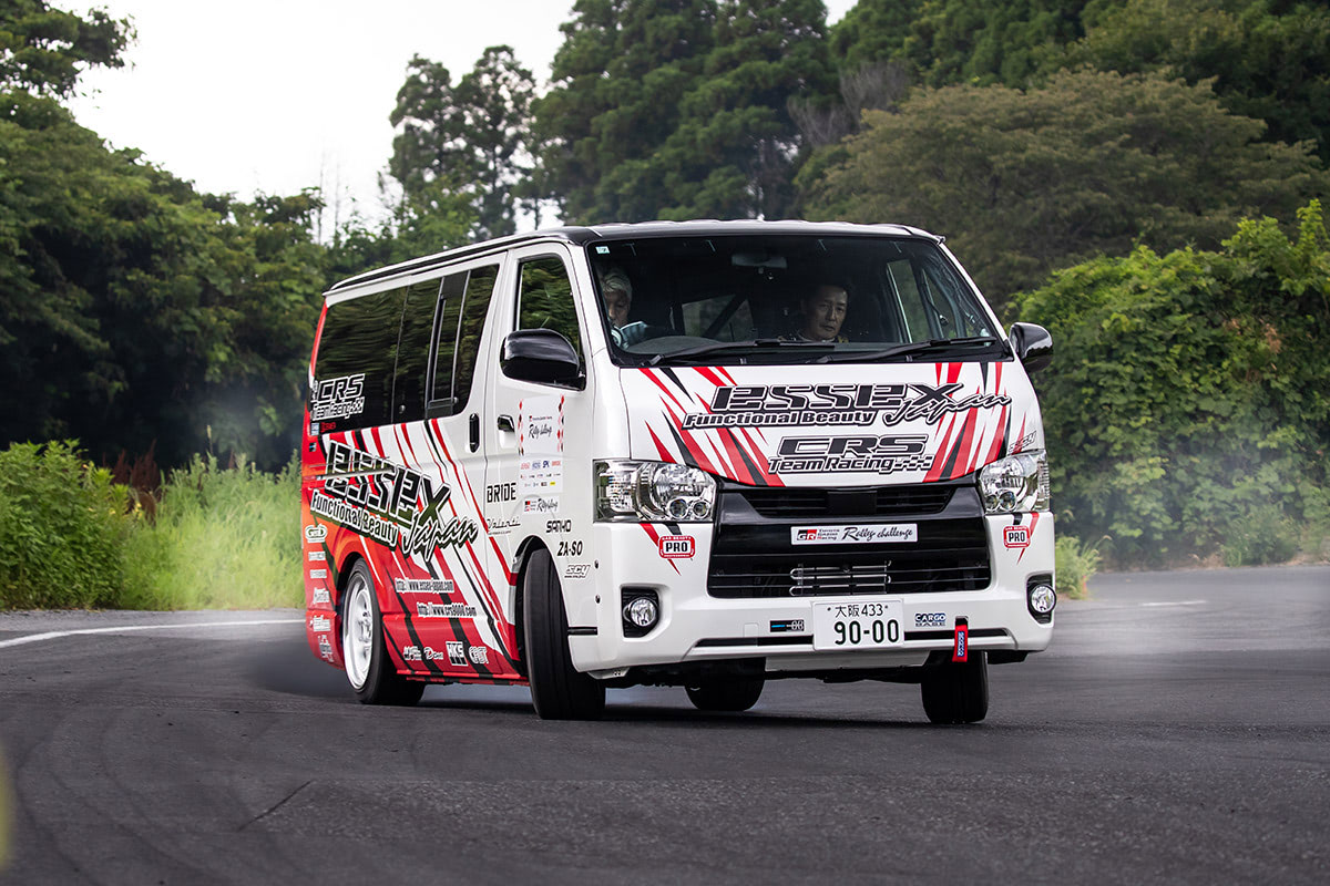 CRSラリー号がシェイクダウン!!【01】待ちに待ったハイエースの本気走り！ ターマック仕様に仕上げたCRSのラリー号がついにサーキットデビュー!! | カスタムCAR [カスタムカー ...