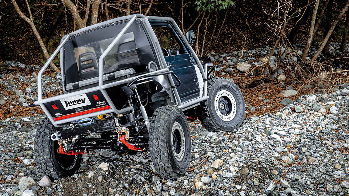 【元の姿はボンネット＆ドアのみ!!】過激に豹変した超絶オフローダーは完全プライベートビルド！ ロッククローラー仕様のジムニー シエラ（JB31 ...