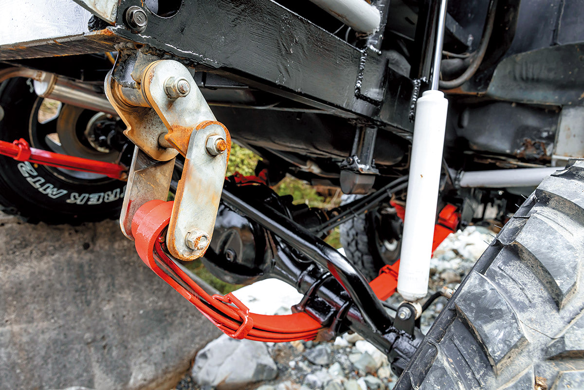 【元の姿はボンネット＆ドアのみ!!】過激に豹変した超絶オフローダーは完全プライベートビルド！ ロッククローラー仕様のジムニー シエラ（JB31 ...