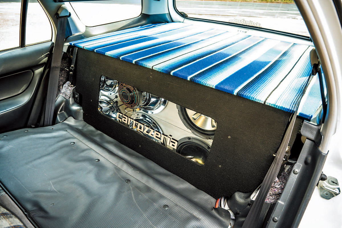 【懐かしビレット履き!!】生足とエアサス、異なる足回りでロワードを極める商用2BOXのプロボックス（50系）＆パートナー | カスタムCAR ...