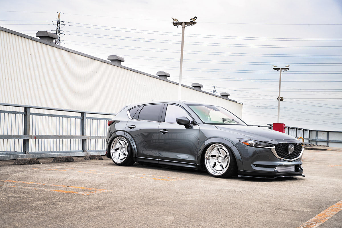 レイテストSUVをバッグド！(AP GARAGE × MAZDA CX-5) | stancemagazine [スタンス] | 大人のシャコタンフリークへ｜NOSWEB