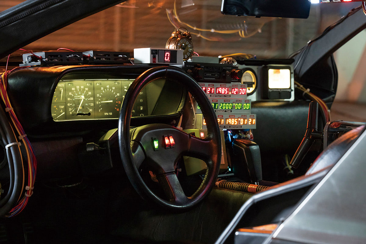 【フル公認のデロリアン現る!!】ディテール1つ1つを忠実に再現！ ヤバいぐらいの完成度のタイムマシン、デロリアン・DMC-12 | カスタム ...