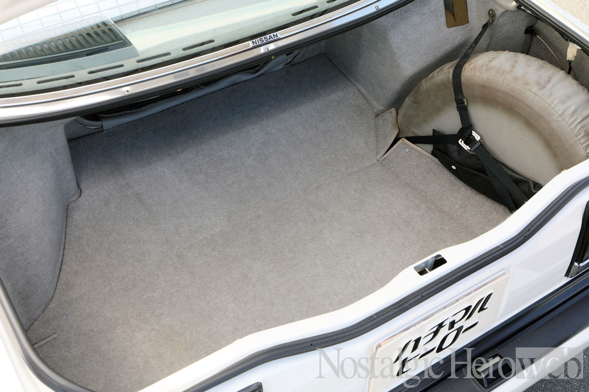 最後のL型スカイライン【2】システムコンポ＆クラリオンダイバーシティFM受信システムを標準装備するエクストラ｜1981年式 日産 スカイライン ...