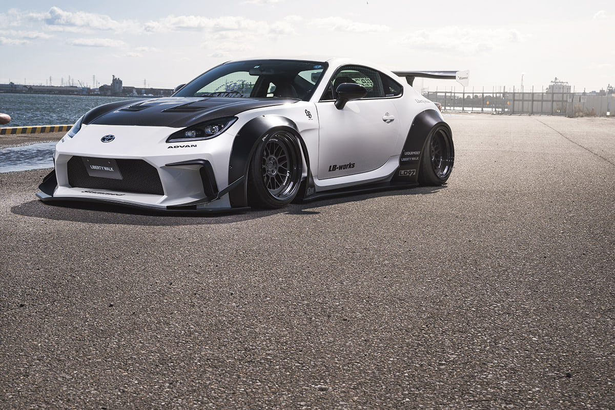 LB流ビス留めワークス上等！ (LIBERTYWALK TOYOTA GR86) | stancemagazine [スタンス] | 大人の ...